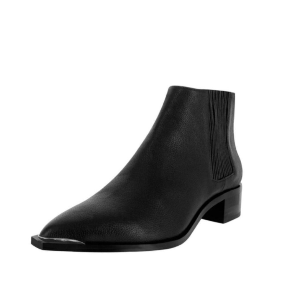 Senso 'Leon I' Black Leather Ankle Boots - Gem